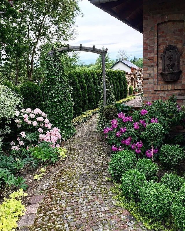 30 Amazing Garden Designs to Capture Your Heart - BIENTIN